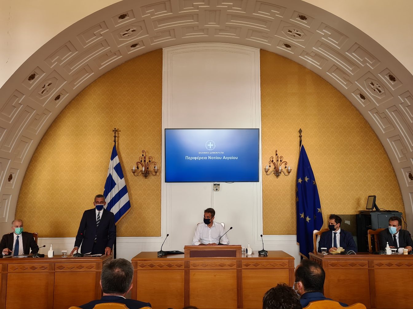 Ρόδος: Καμπουράκης και Χ’’μάρκος εμπαίζουν τον κ.Μητσοτάκη ...